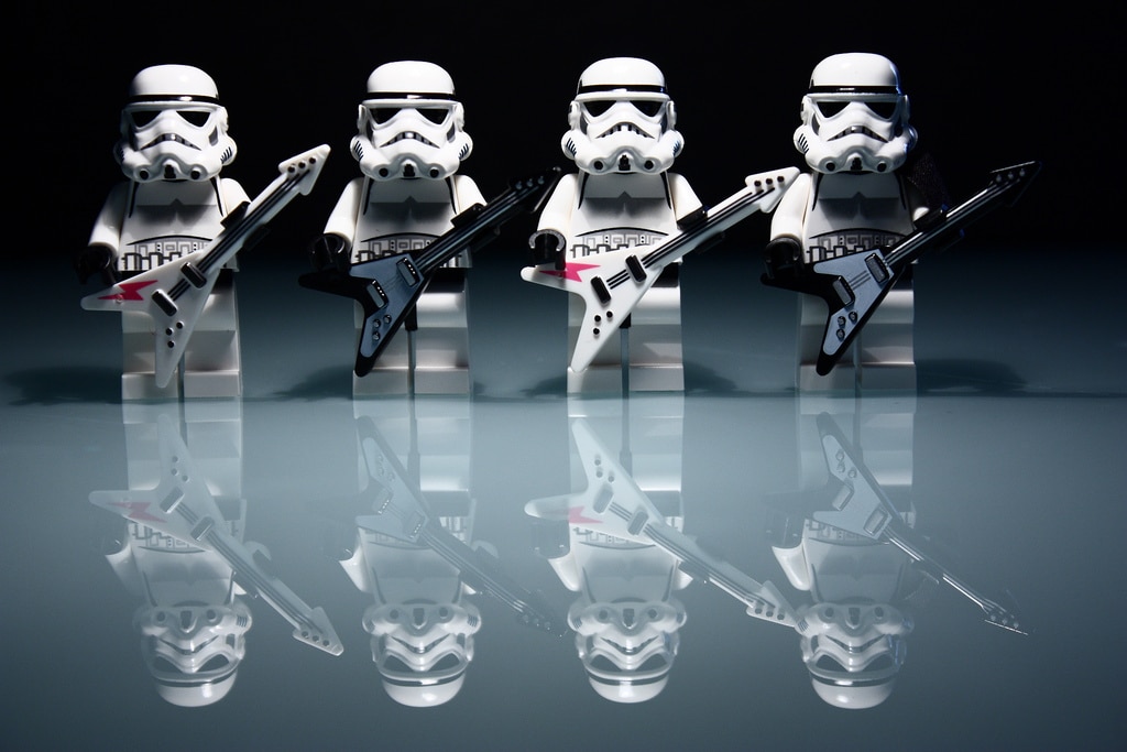 stormtroopers guitar squad – Guide du Parent Galactique
