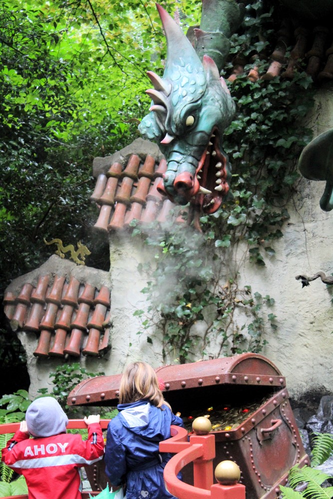 Efteling – Dragon – Guide du Parent Galactique